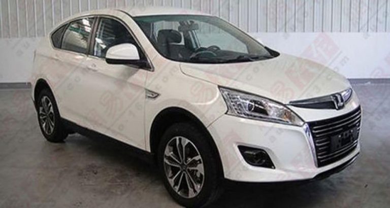 Spyshots: Luxgen U5 SUV - Le Blog Auto