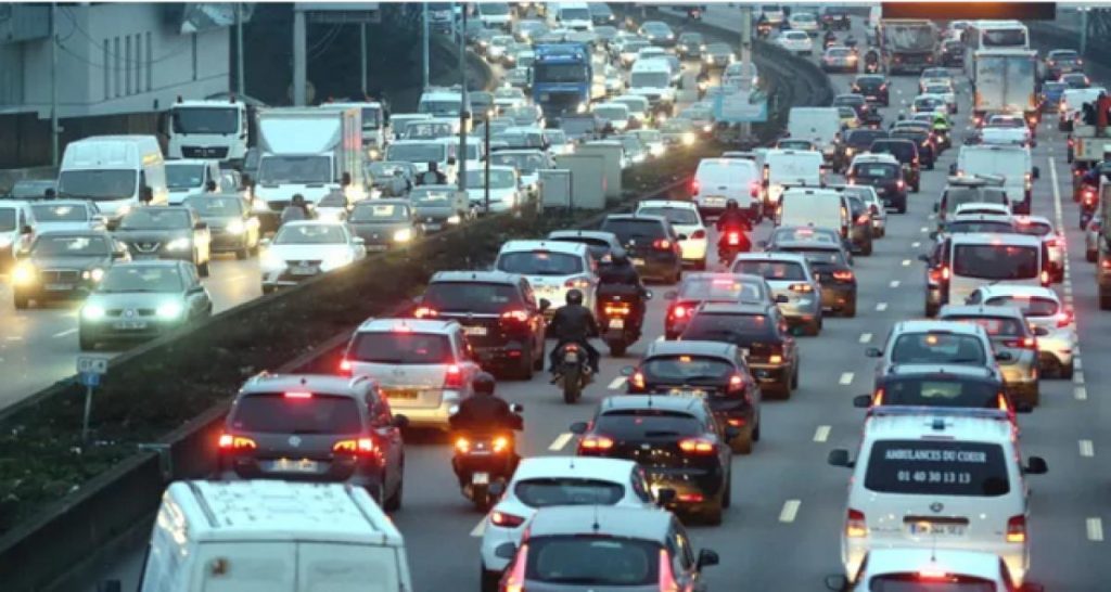 Périph': Paris boucle son projet de voie dédiée au covoiturage - Le ...