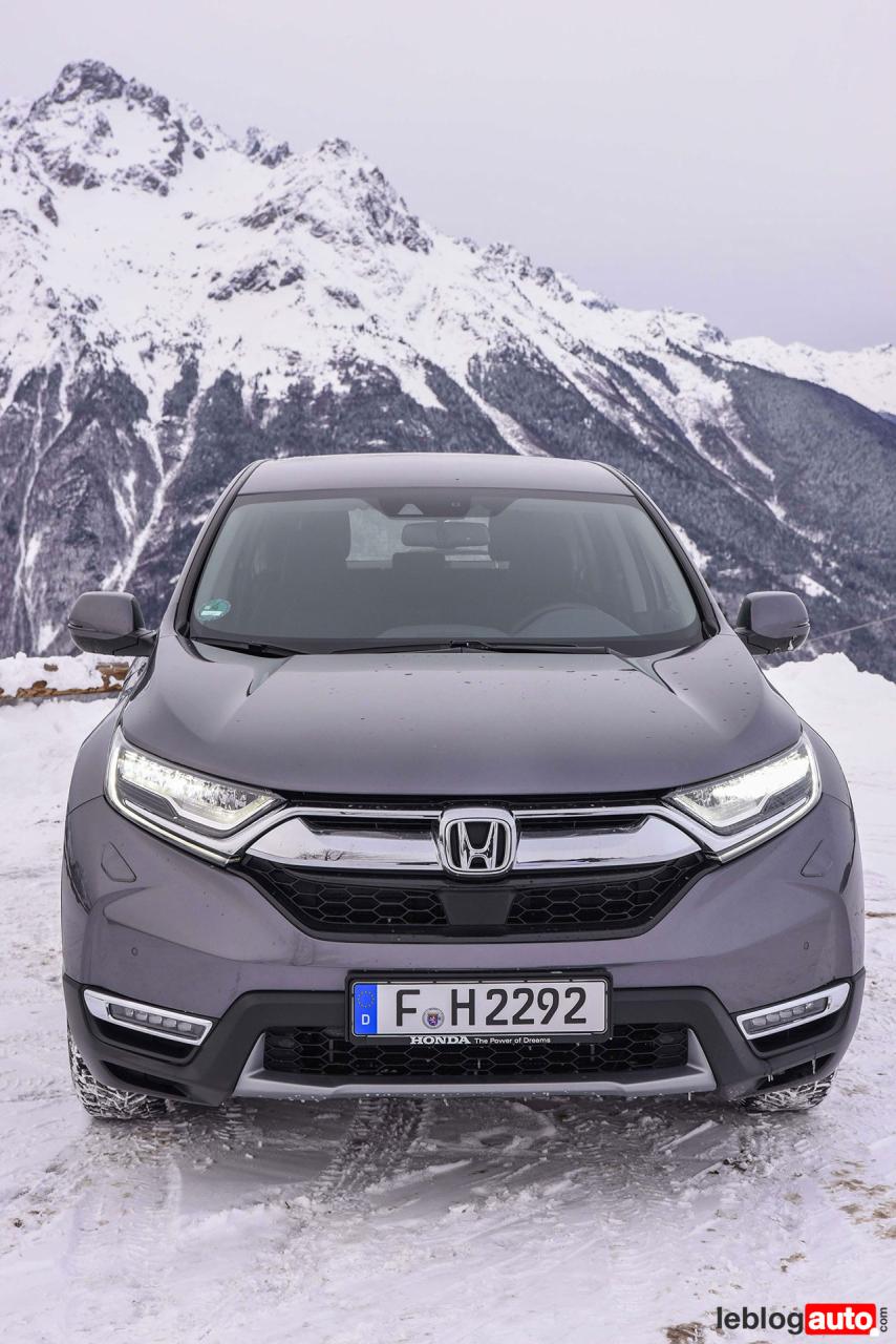 Honda CR-V Hybride et Panda Cross 4X4 à la montagne 1 - Le Blog Auto