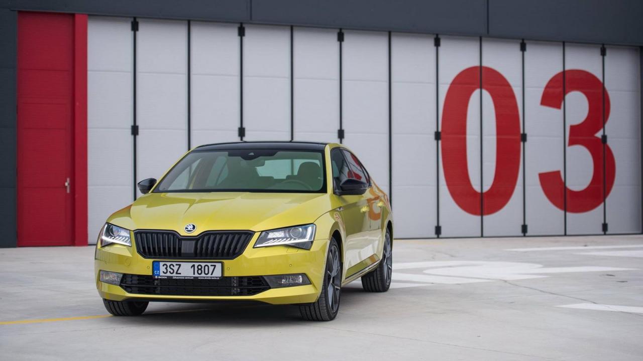 Škoda Superb Sportline Dragon Skin : superbe ? - Le Blog Auto