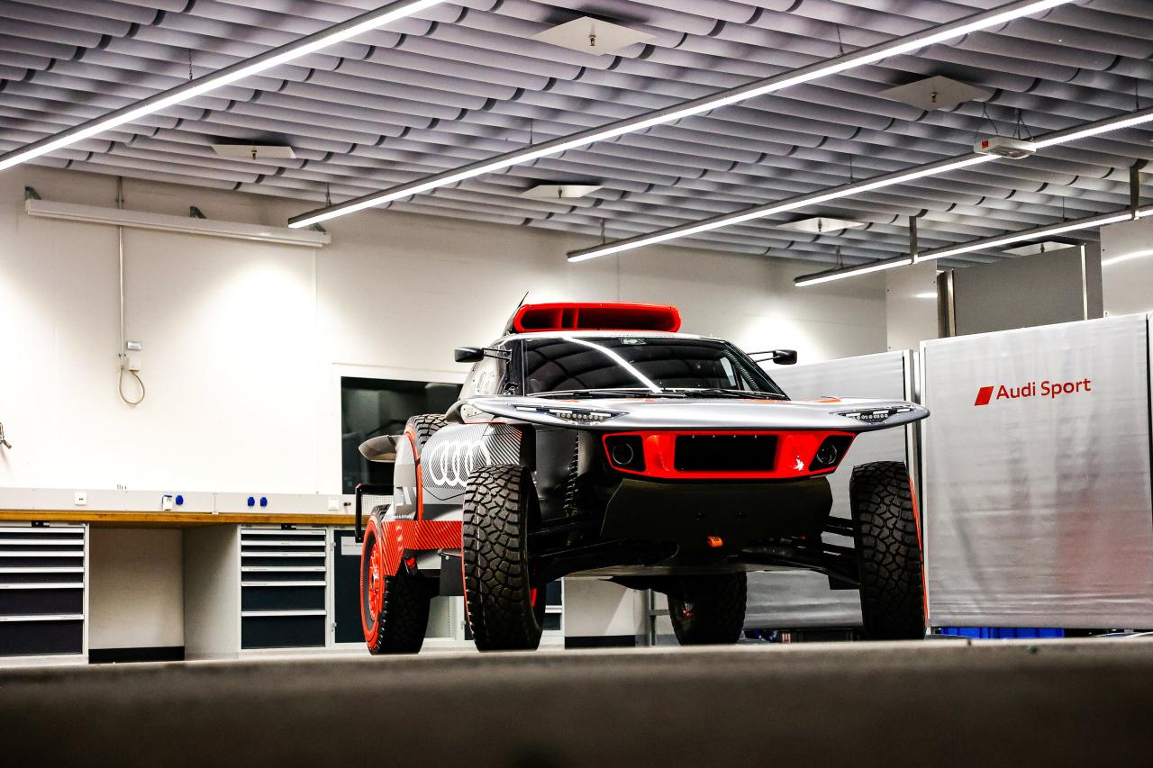 Dakar : évolution très affûtée du buggy Audi RSQ ETron - Le Blog Auto
