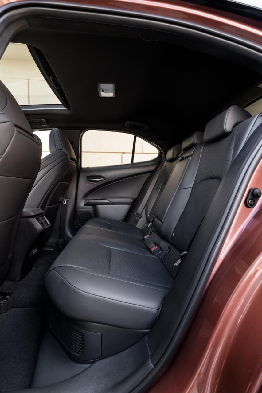 Essai Lexus UX 300h de 199 ch - Le Blog Auto