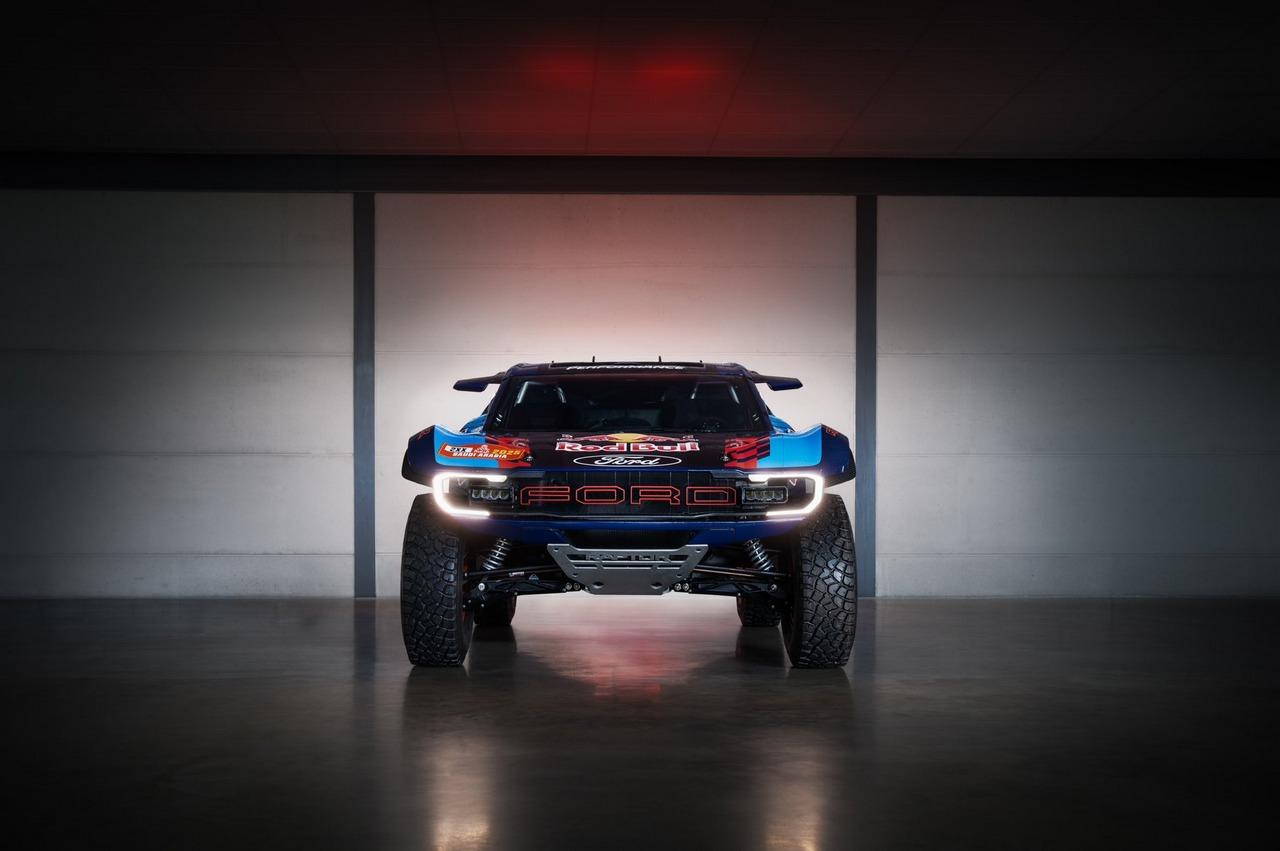 Goodwood : première sortie du Ford Raptor T1 de rallye-raid - Le Blog Auto