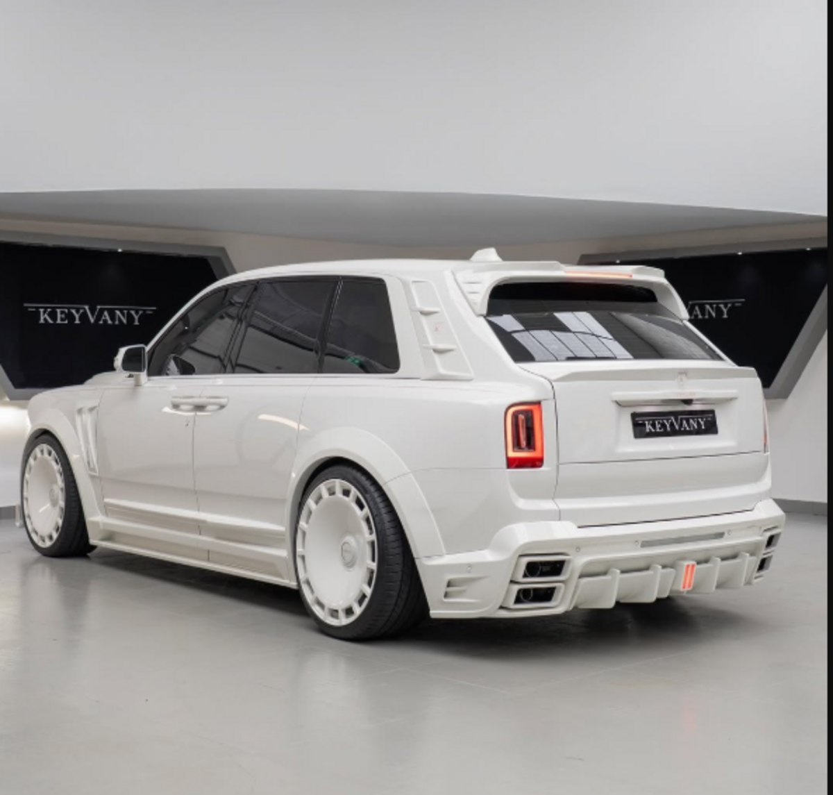 Keyvany Hayula II : le Rolls-Royce Cullinan le plus extravagant jamais ...