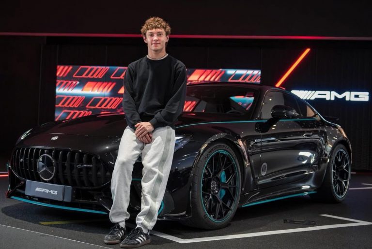 Le pilote de F1 Kimi Antonelli a déjà crashé sa nouvelle supercar AMG ...