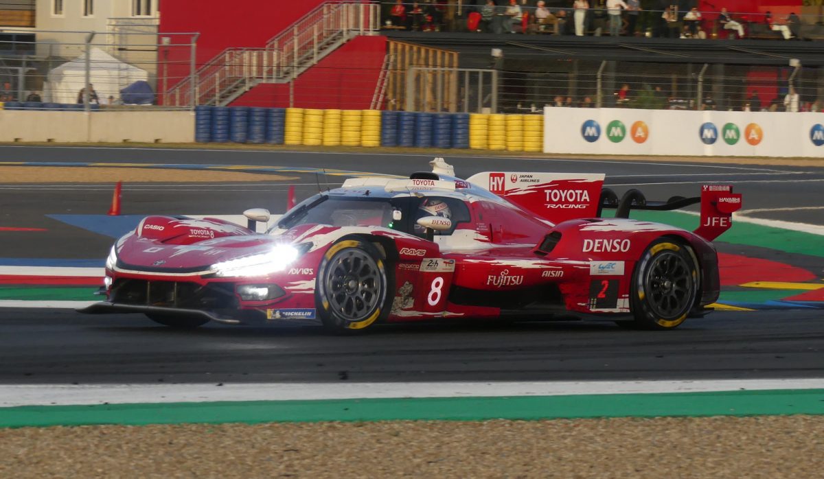 24 Heures du Mans 2026 H+8 : la tuile pour la BMW #15 - Le Blog Auto